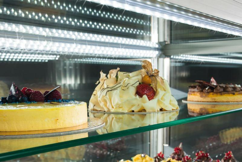 KD12Q1M - Buildt-in parfait display