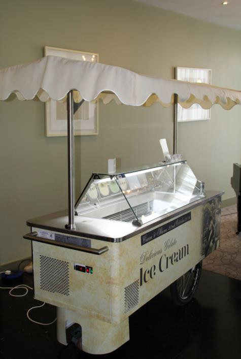 K-1 RK 7 RIKSHA | Movable ice-cream display